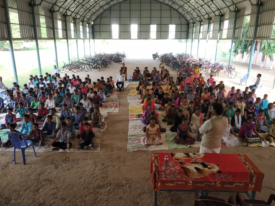 Brain Yoga Workshops in ZP High schools in Kutukuluru – Manavata